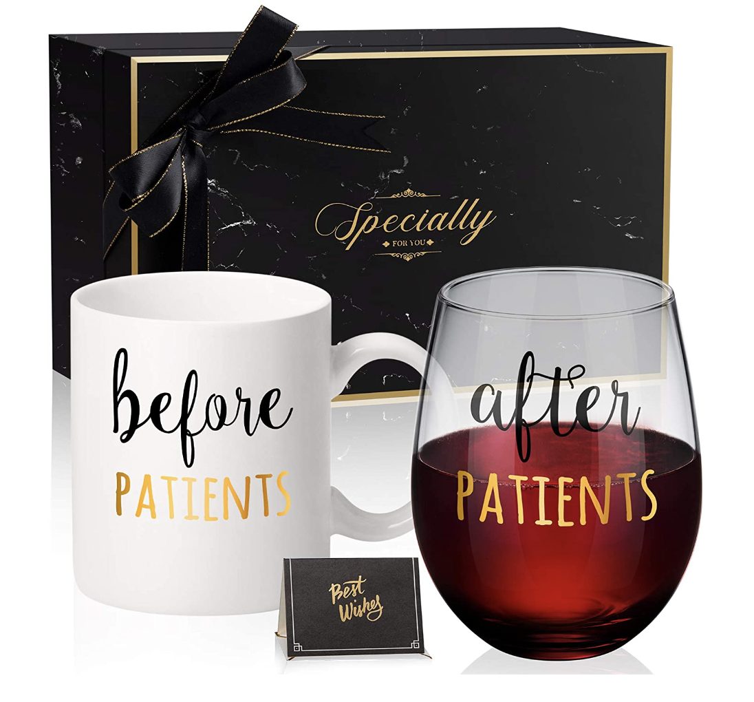 7 Thoughtful and Practical Gifts for Therapists They’ll Love